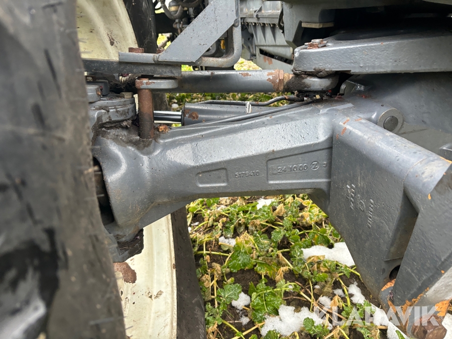 Traktor New Holland TM115, Kristianstad, Klaravik auktioner