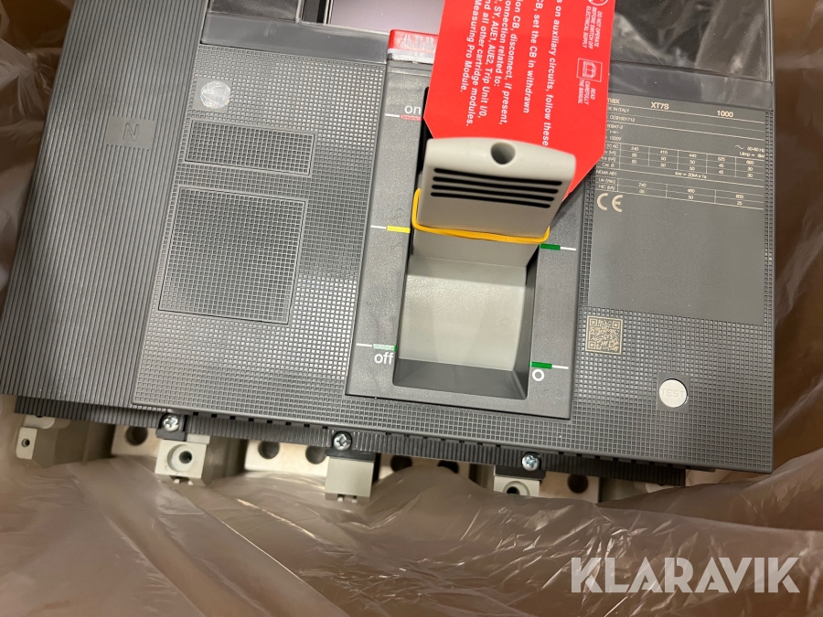 Effektbrytare 8 st ABB SACE Emax 2, Huddinge, Klaravik aukti