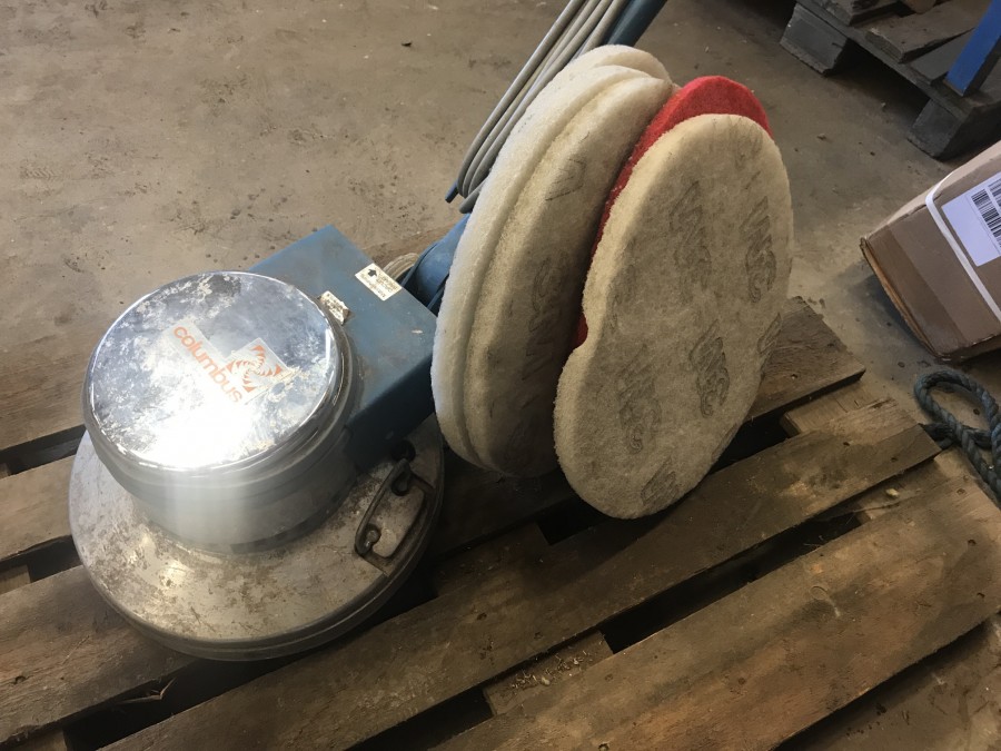 Klaravik Auktioner | Polermaskin Columbus