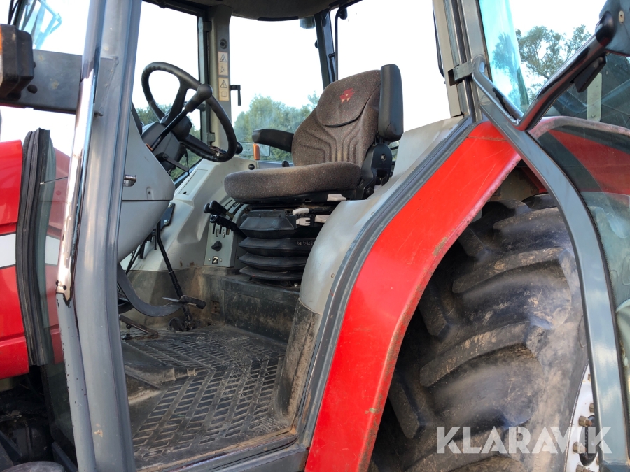 Traktor Massey Ferguson 4245, Bromölla, Klaravik auktioner