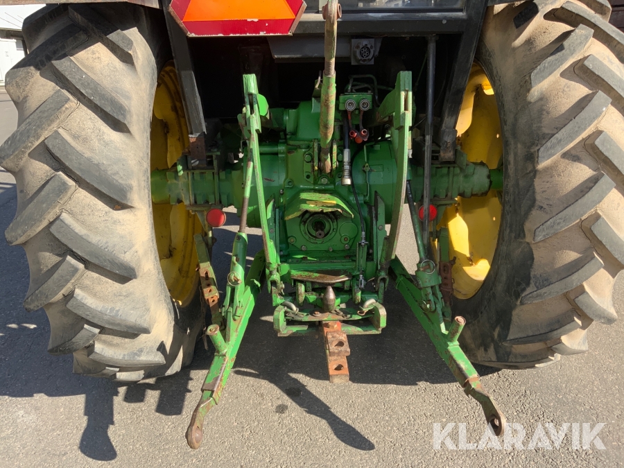 Veterantraktor John Deere 2040, Skara, Klaravik auktioner