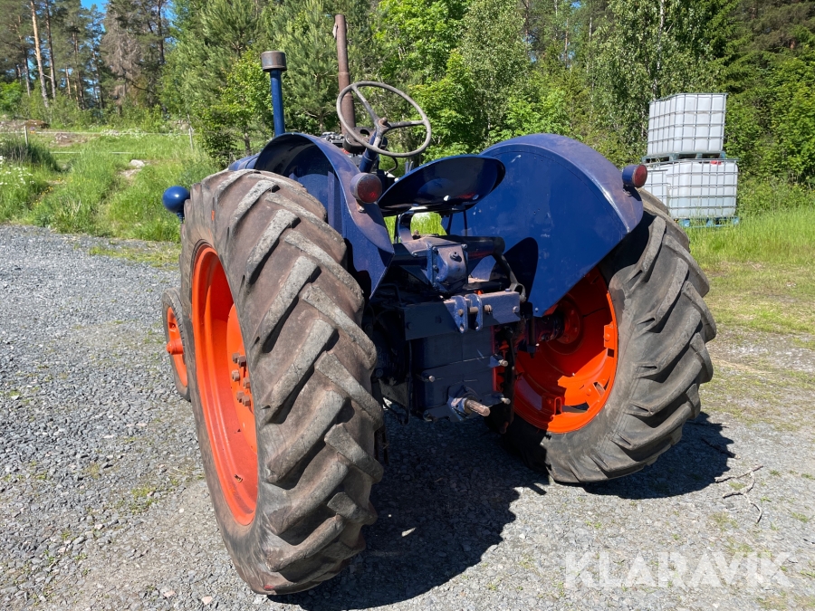 Veterantraktor Fordson N27, Östhammar, Klaravik auktioner