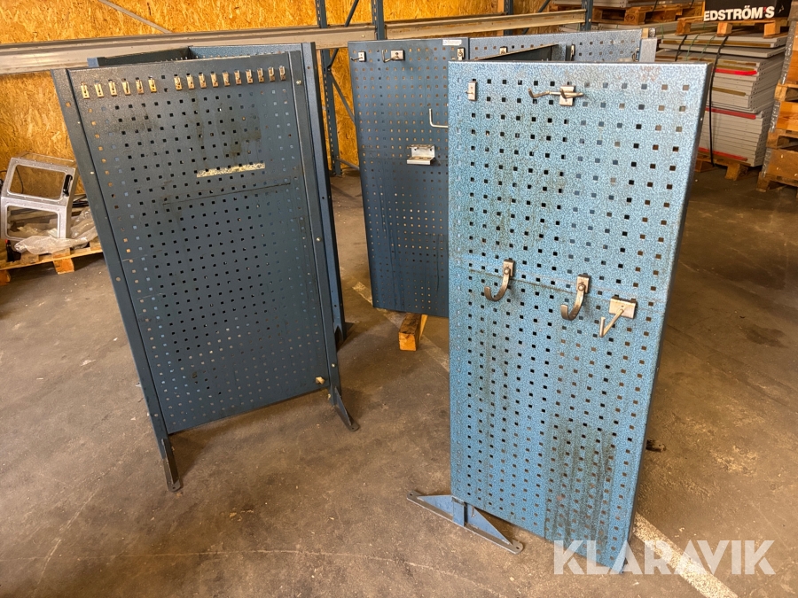 Verktygstavlor med med golvstöd & krokar, Mjölby, Klaravik a