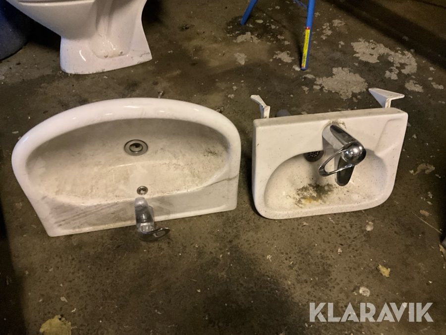 Handfat med blandare 2st, Boden, Klaravik auktioner