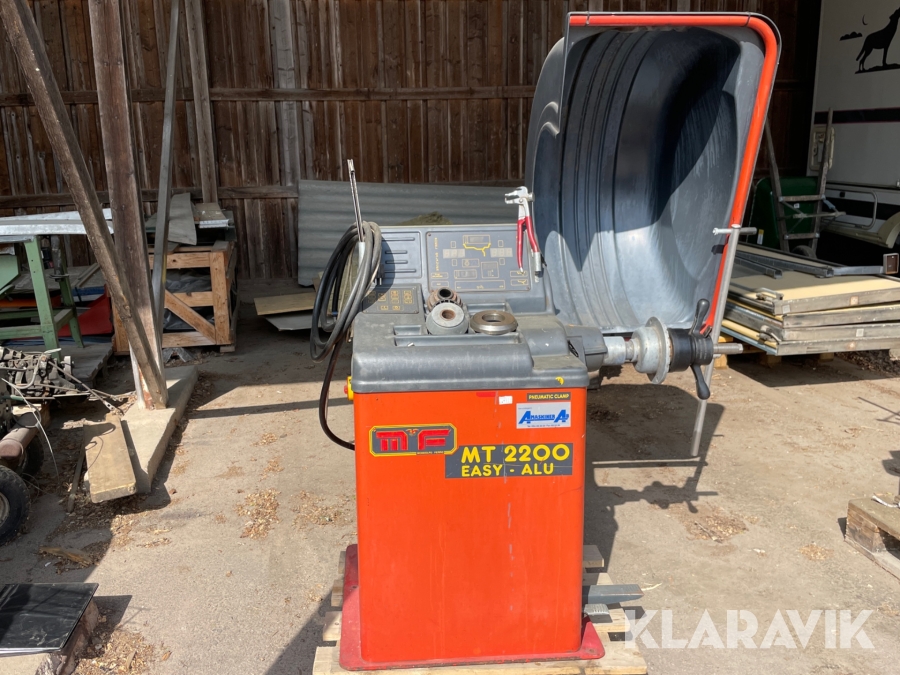 Däckbalanseringsmaskin Mondolfo Ferro MT 2200, Torsby, Klara