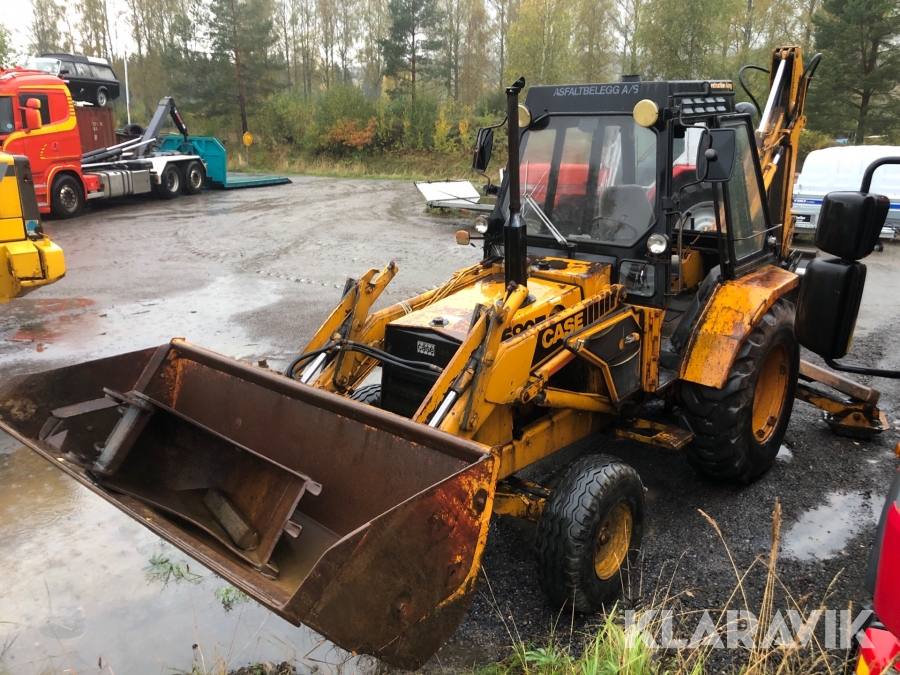 Traktorgrävare Case 580F