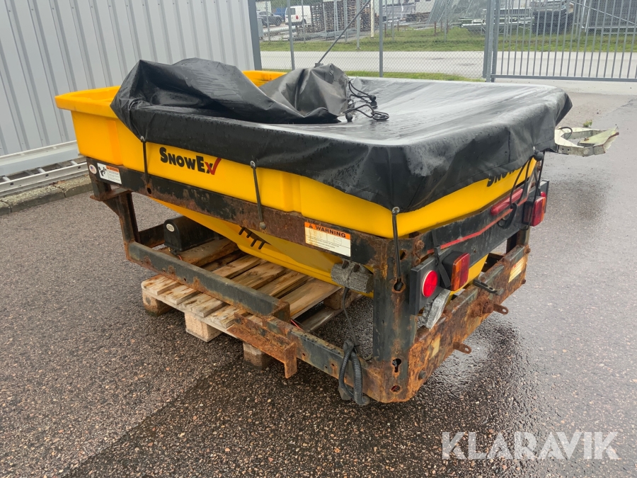 Saltspridare Snowex V Maxx 7550, Sjöbo, Klaravik auktioner