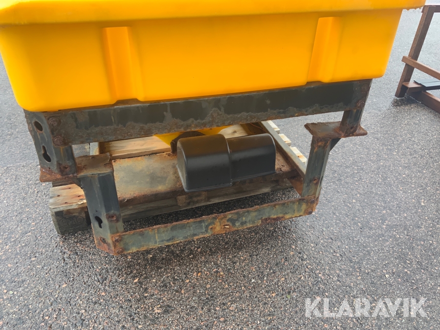 Saltspridare Snowex V Maxx 7550, Sjöbo, Klaravik auktioner