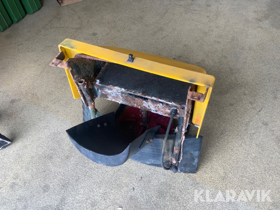 Saltspridare Snowex V Maxx 7550, Sjöbo, Klaravik auktioner