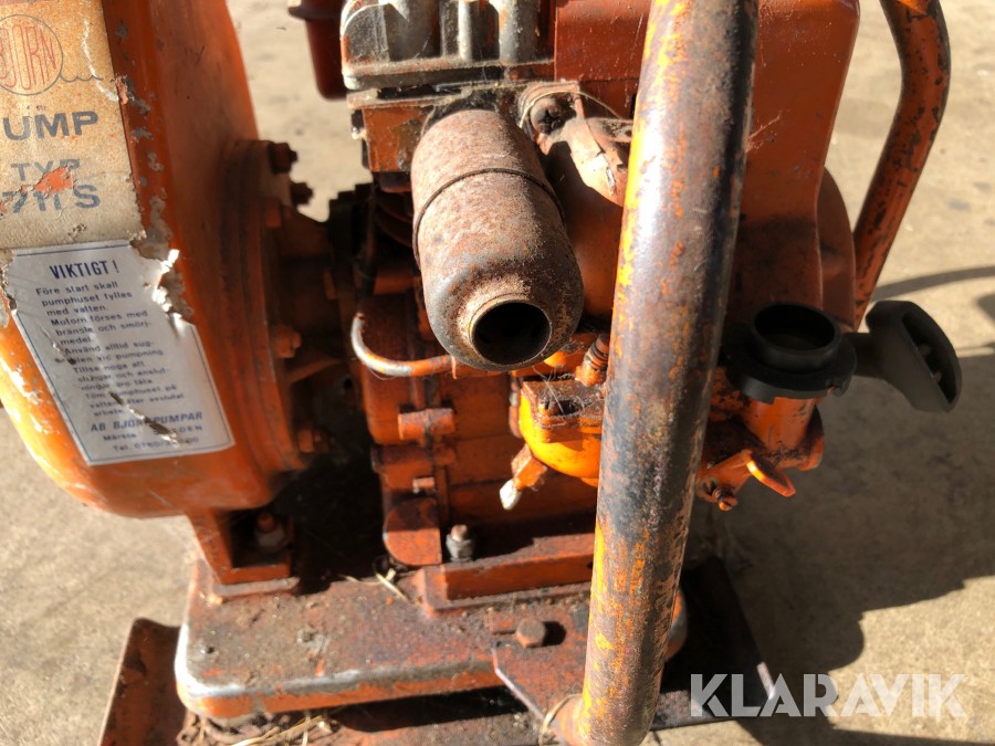 Klaravik Auktioner | Motordriven vattenpump