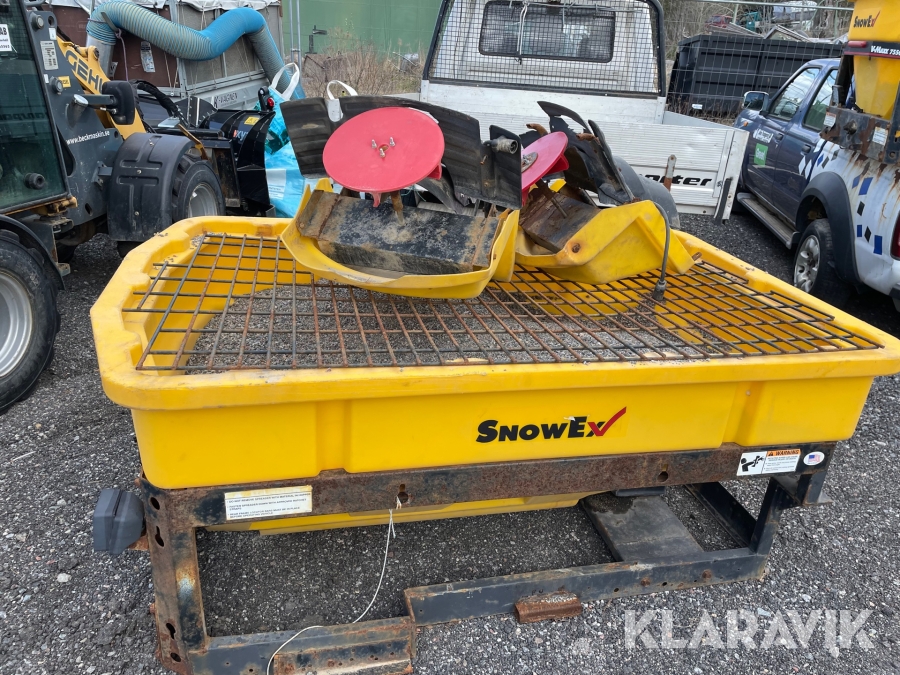 Sandspridare Snowex V maxx 7550, Huddinge, Klaravik auktione