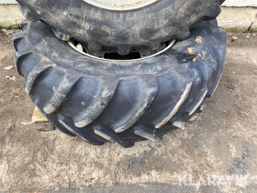 Traktordäck Michelin 540/65R28 XM108 2st