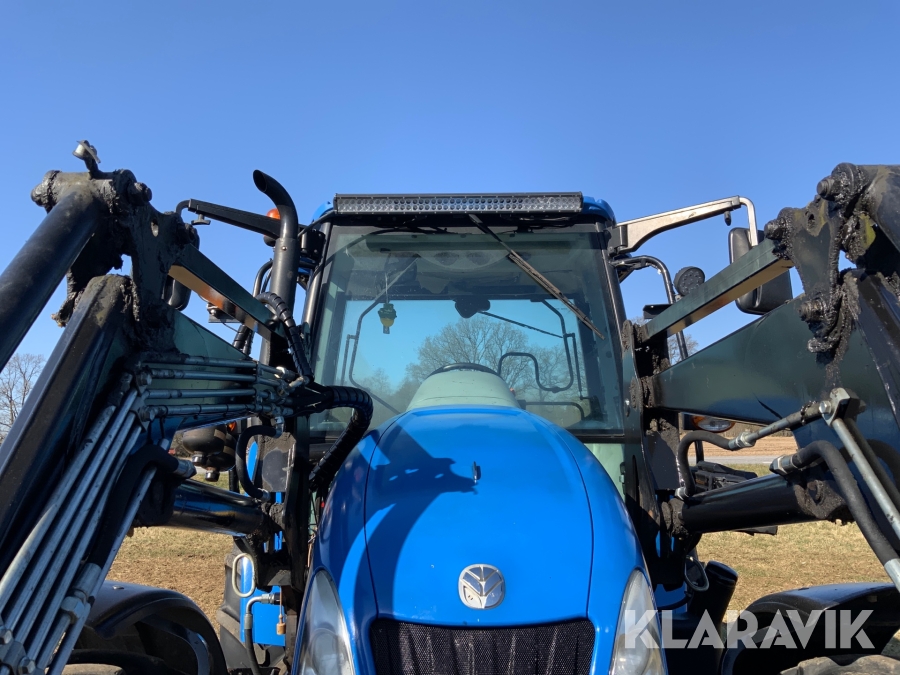 Traktor New Holland T5040, Värnamo, Klaravik auktioner