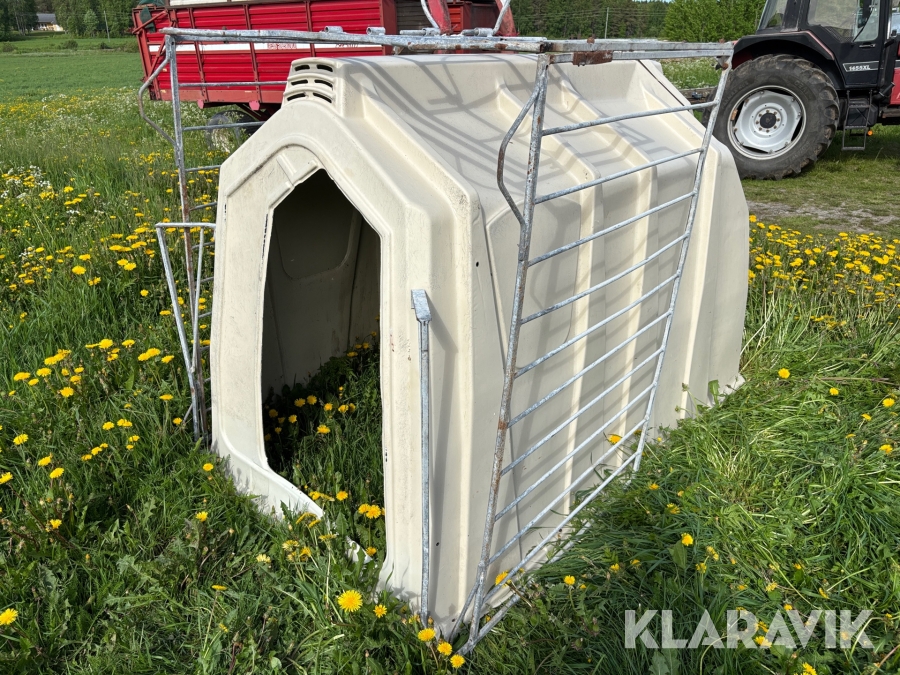 Kalvhydda med förgård Calf-Tel, Piteå, Klaravik auktioner