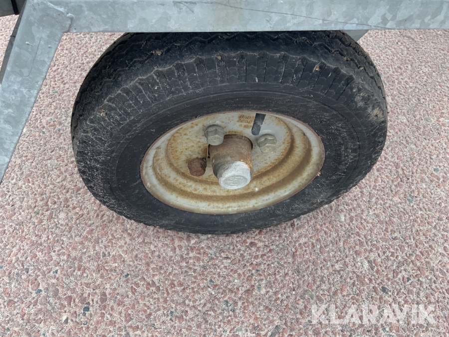 Skyltvagn Blinkfyrar AB Minivagn, Kalmar, Klaravik auktioner