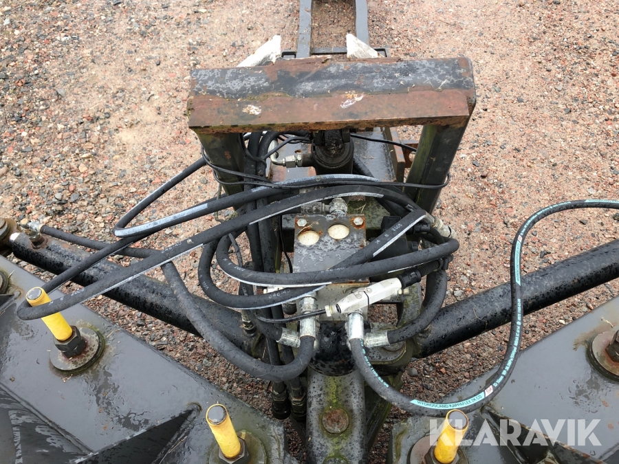 Klaravik Auktioner | Vikplog med Ramfäste Uni väg IV-280