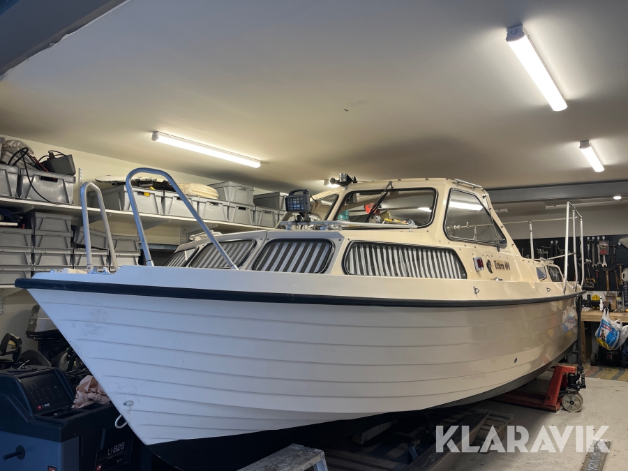 Motorbåt UTTER 690, Norrköping, Klaravik auktioner