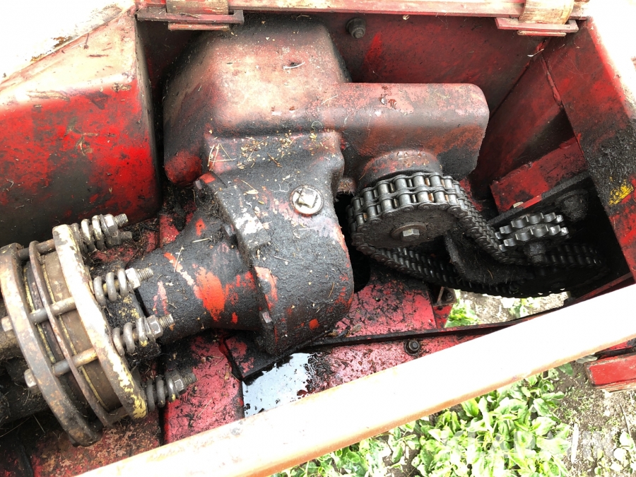 Klaravik Auktioner | Slåtterkross Taarup 306