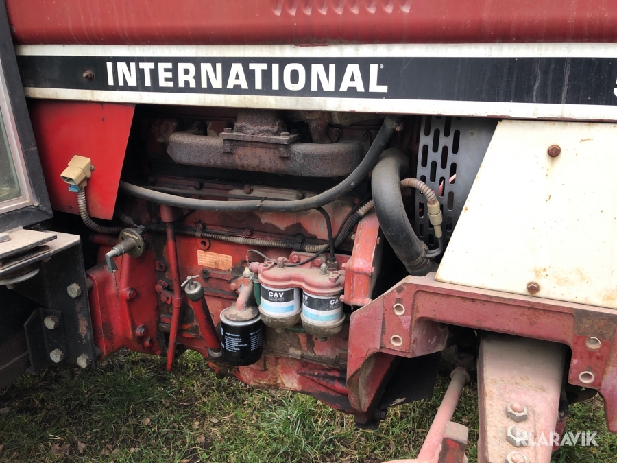 Traktor International IH584