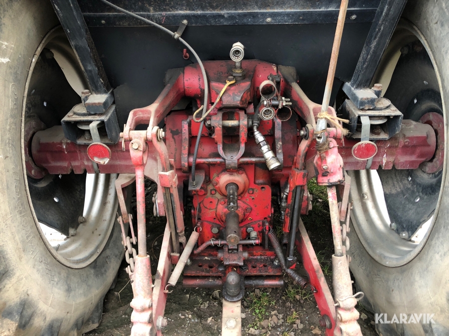 Traktor International IH584