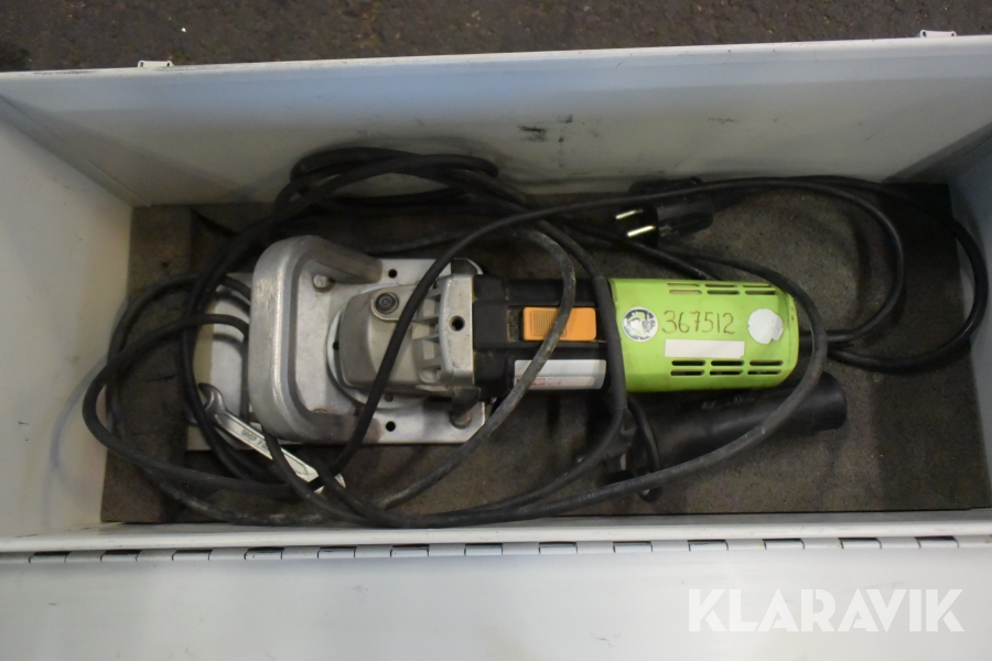 Klaravik Auktioner | Tapet/Vävborttagning Duri Ministripper