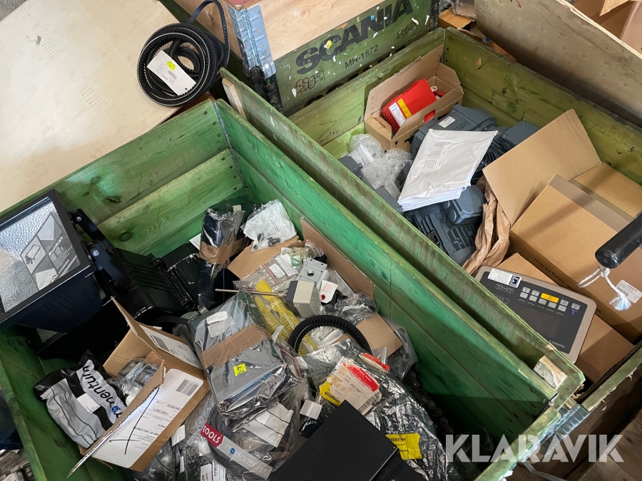 Klaravik Auktioner | Diverse material