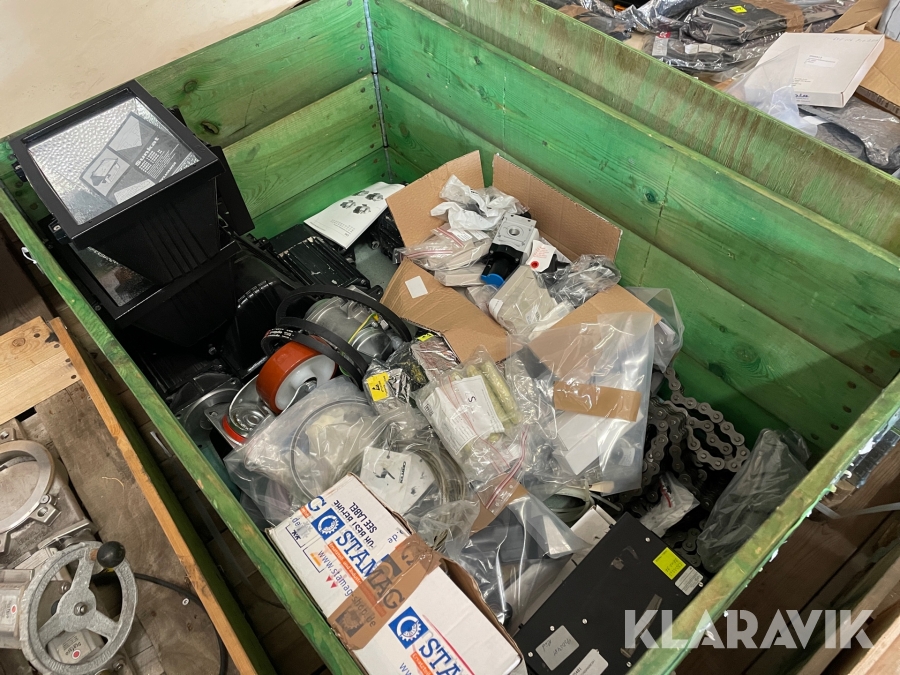 Klaravik Auktioner | Diverse material
