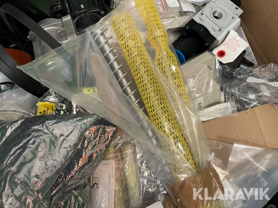 Klaravik Auktioner | Diverse material