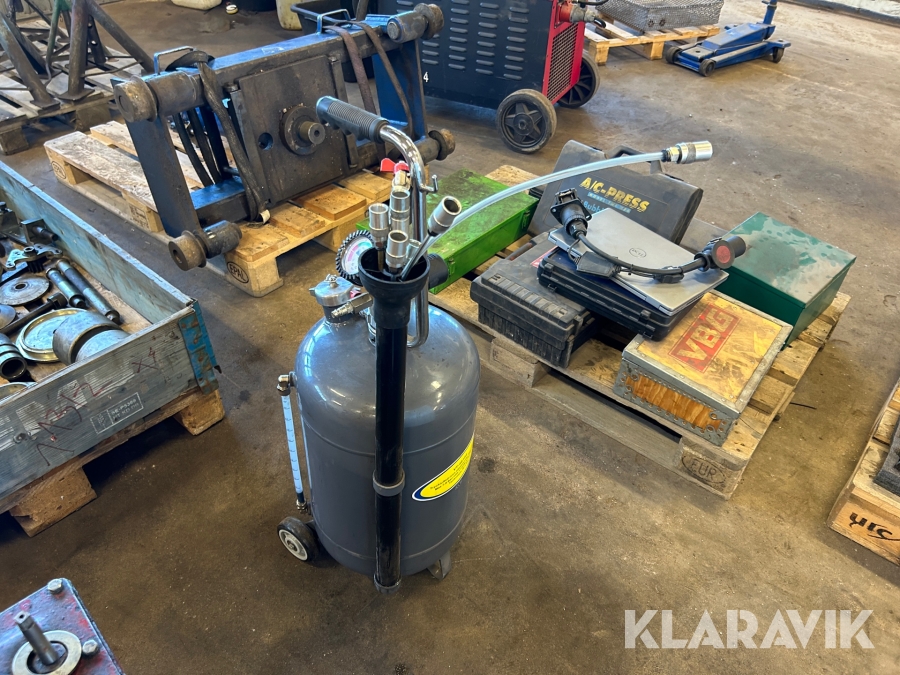 Oljesug LubeWorks VT-46164, Halmstad, Klaravik auktioner