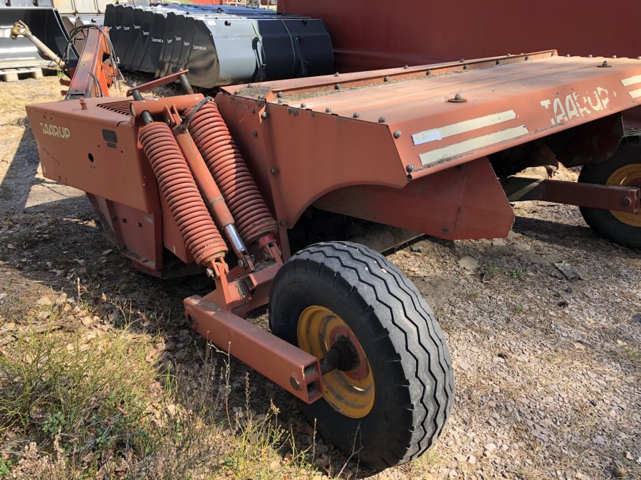 Klaravik Auktioner | Slåtterkross Taarup 306