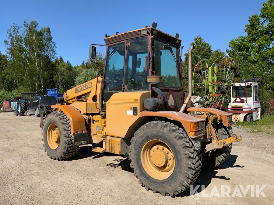 Redskapsbärare Hydrema 900 MPV