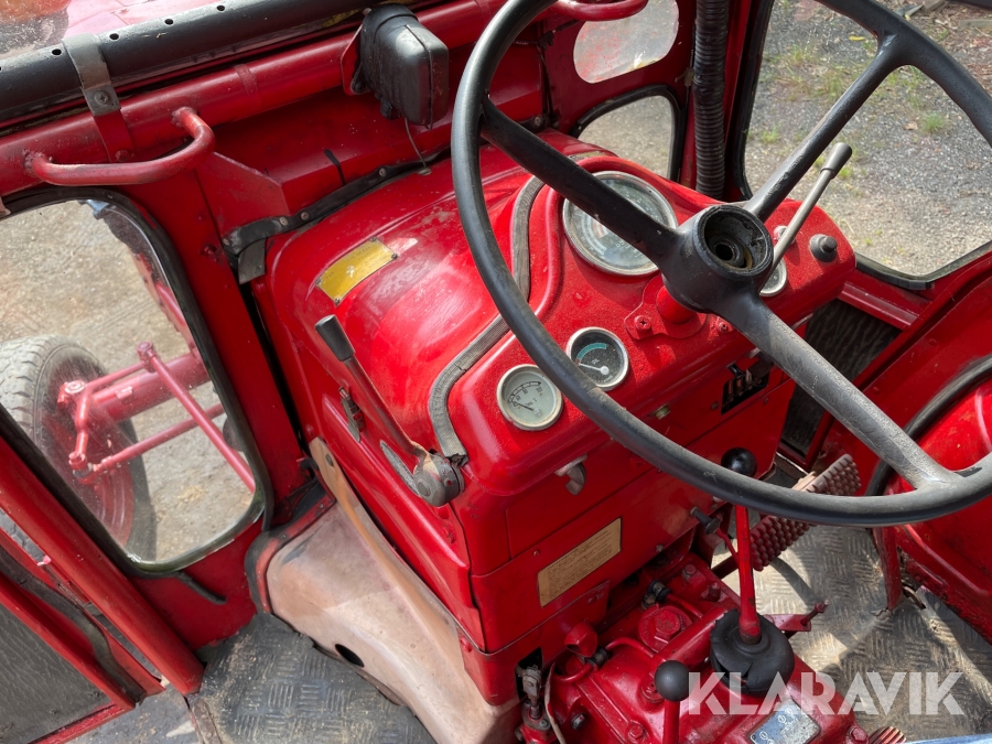 Veterantraktor Volvo BM T 430, Mark, Klaravik auktioner