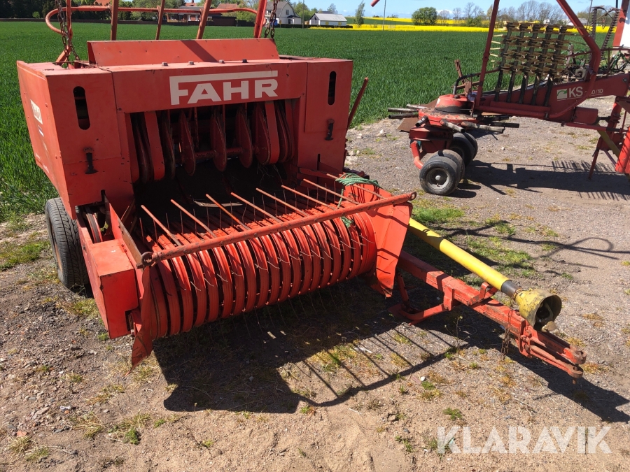 Halmpress Fahr Rivale 1
