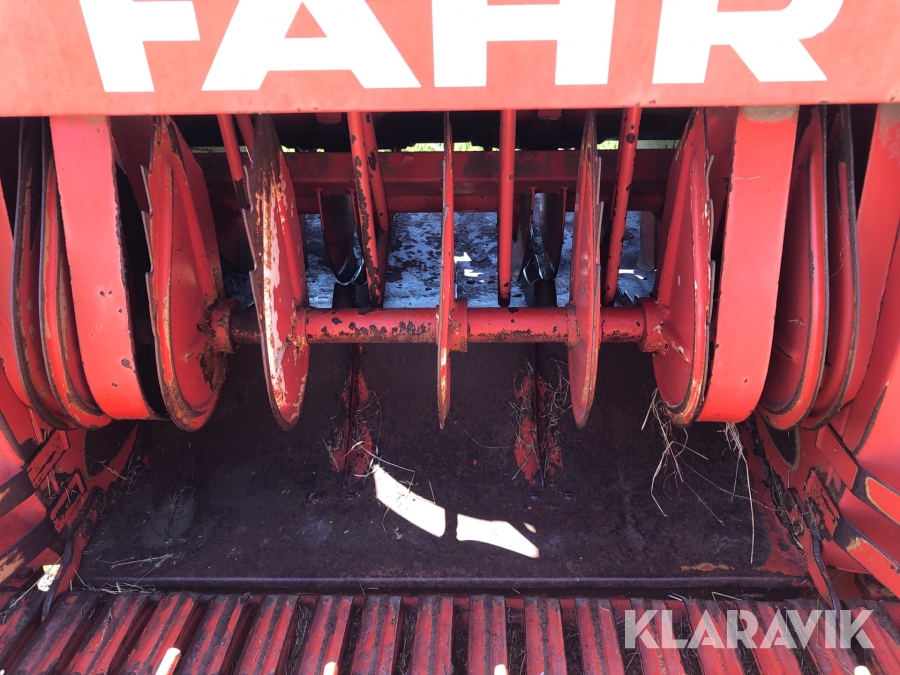 Halmpress Fahr Rivale 1