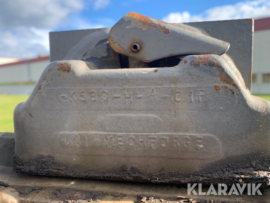 Pallgafflar, Åmål, Klaravik auktioner