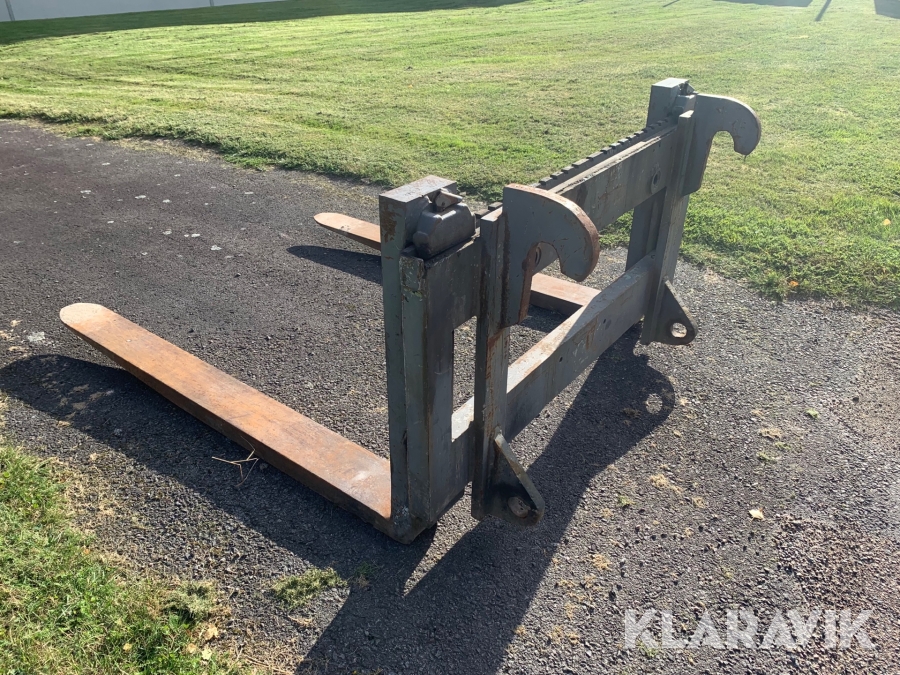 Pallgafflar, Åmål, Klaravik auktioner