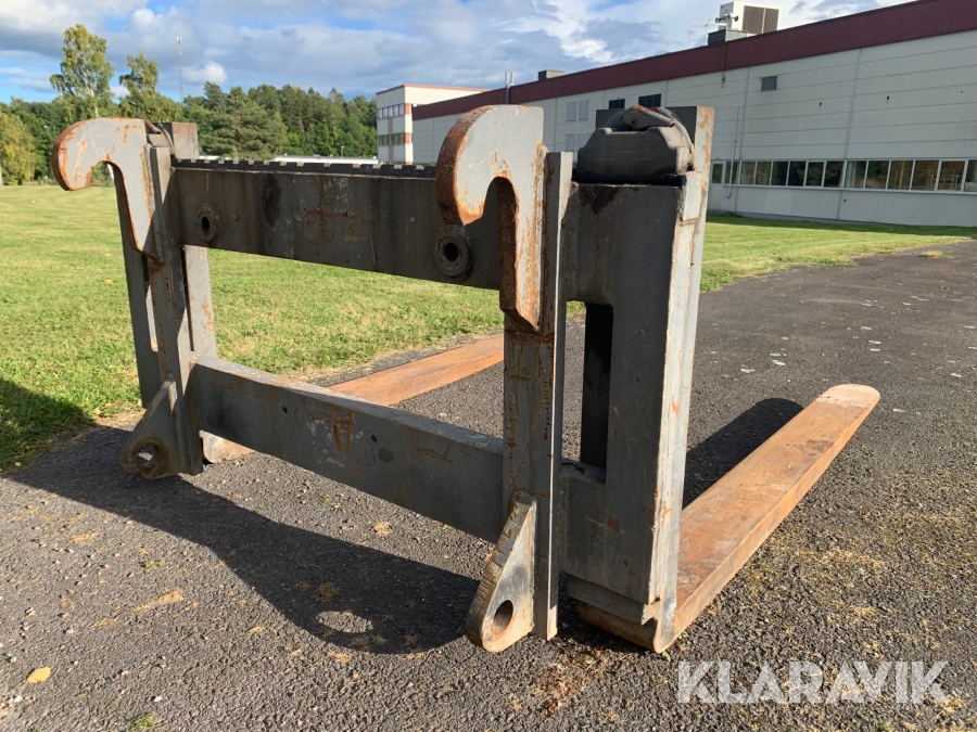 Pallgafflar, Åmål, Klaravik auktioner