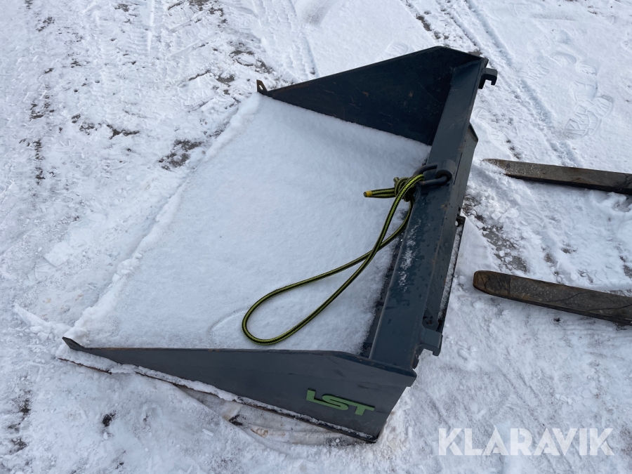 Redskapsbärare Rayco Boxer 322D, Rättvik, Klaravik auktioner