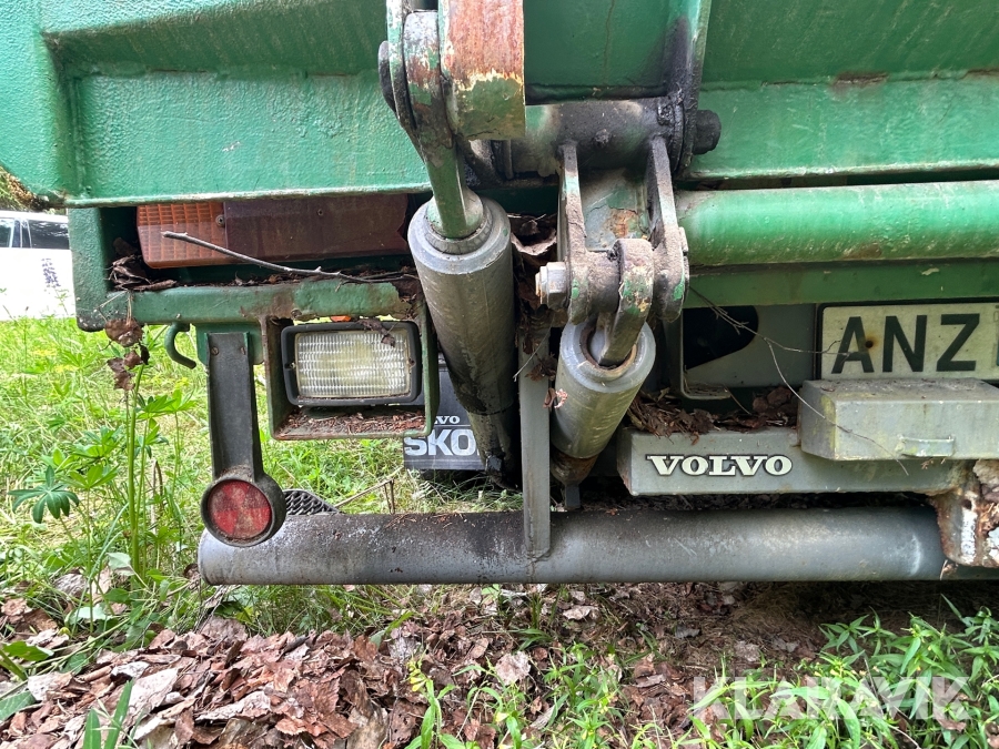 Lastbil Volvo F407, Gagnef, Klaravik auktioner