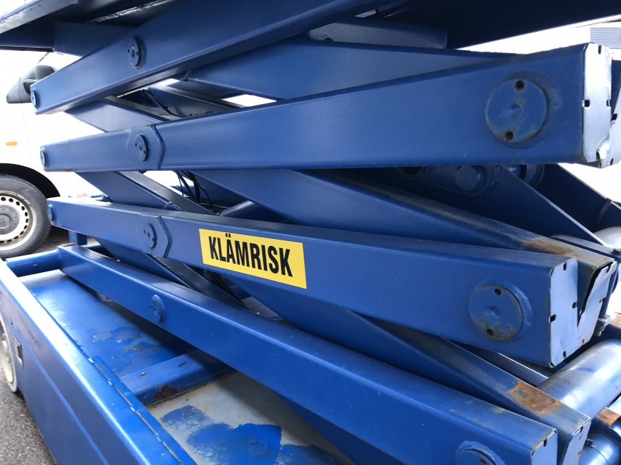 Saxlift Upright X26N