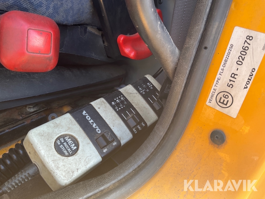 Lastbil Volvo Fl618, Umeå, Klaravik auktioner