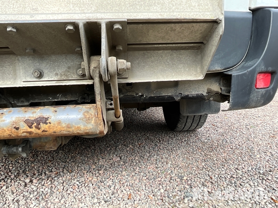 Skåpbil Renualt Master, Åstorp, Klaravik auktioner