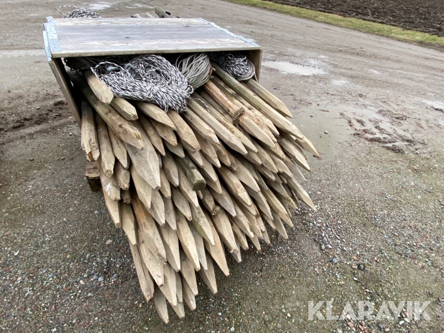 Staketstolpar, Håbo, Klaravik auktioner