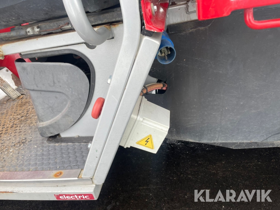 Arbetsbil/Elbil Alke AT 100 EL, Vara, Klaravik auktioner