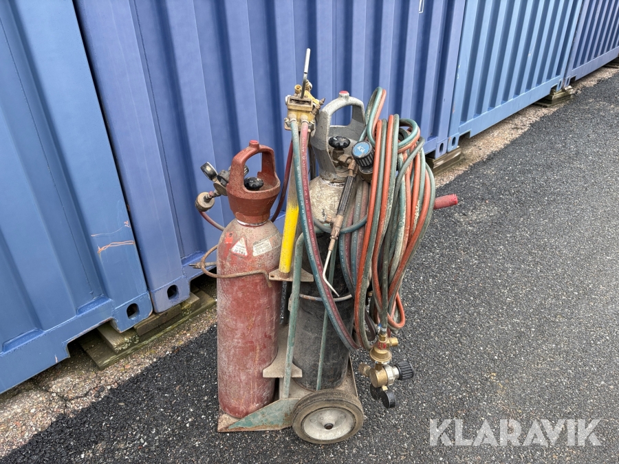 Gassvets, Upplands Väsby, Klaravik auktioner