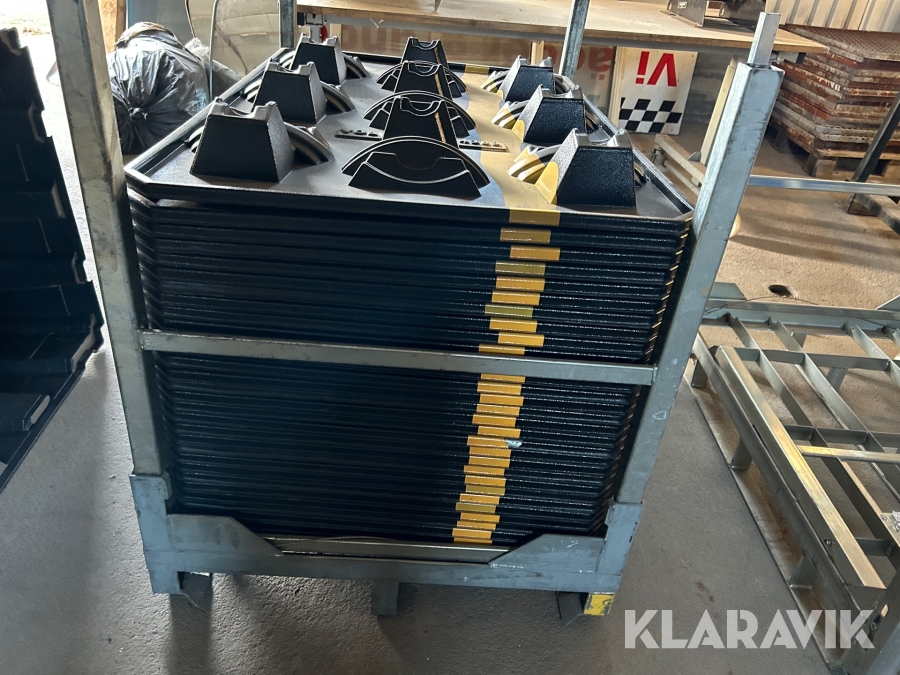 Plasthuv Volvo EMB, Vänersborg, Klaravik auktioner