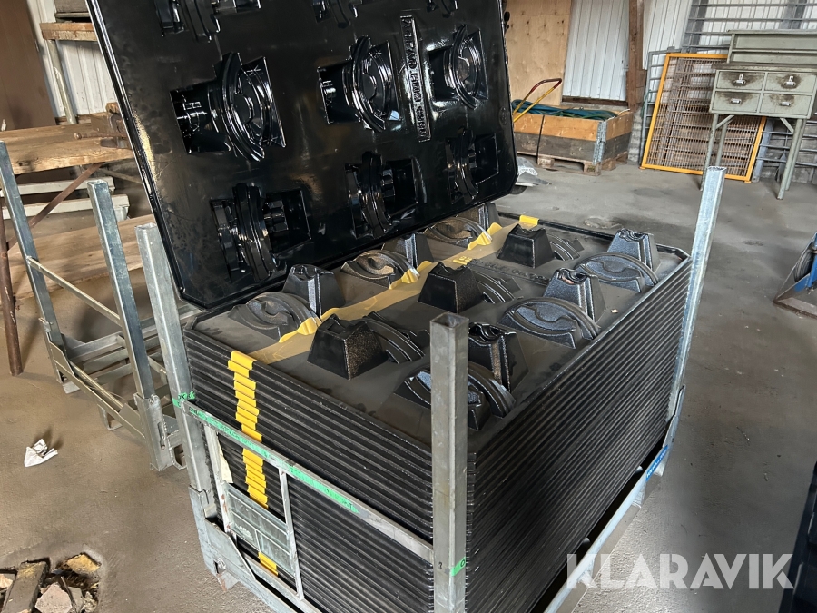 Plasthuv Volvo EMB, Vänersborg, Klaravik auktioner