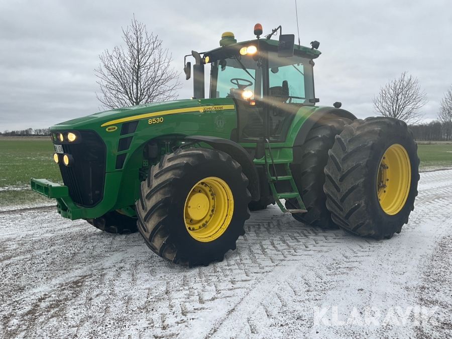 Traktor John Deere 8530, Sjöbo, Klaravik auktioner