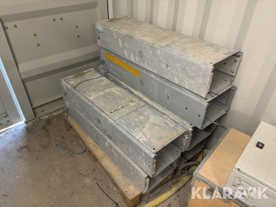 Kabeldon / Kabelskåp ABB CDC 420, Varberg, Klaravik auktione