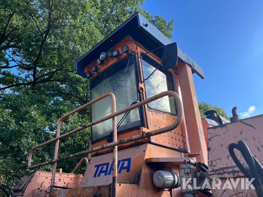 Kompaktor Tana 40F, Värmdö, Klaravik auktioner